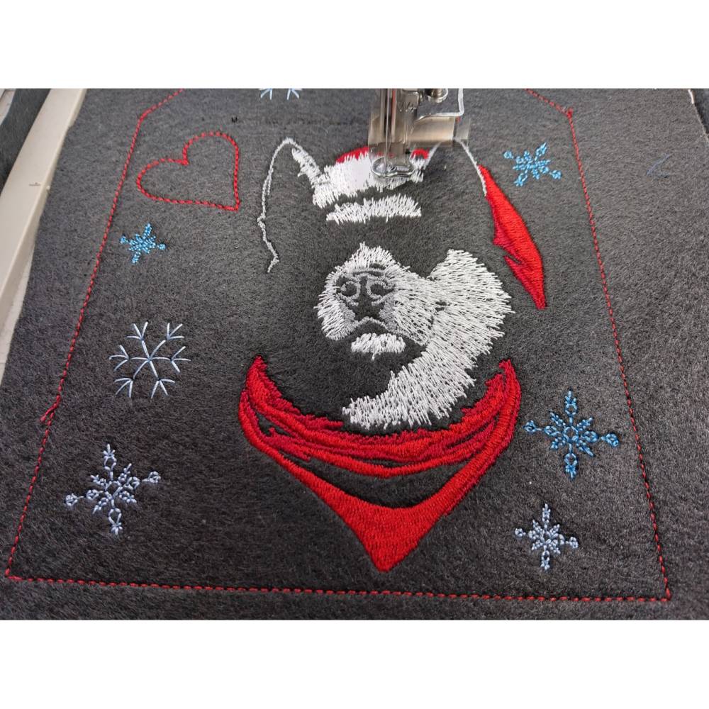 Husky Santa Stickdatei mit Lichteffekt – 24-26*15-16cm, JEF 20*17cm ...