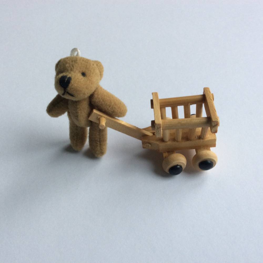 Bollerwagen mini, kleiner Handkarren aus Holz, 5,5 cm lang und 3,2 cm ...