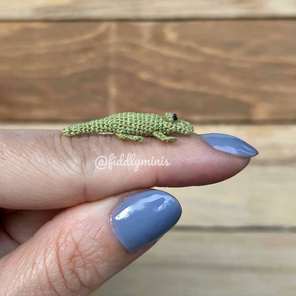 Gehäkeltes Mini Krokodil (microcrochet)