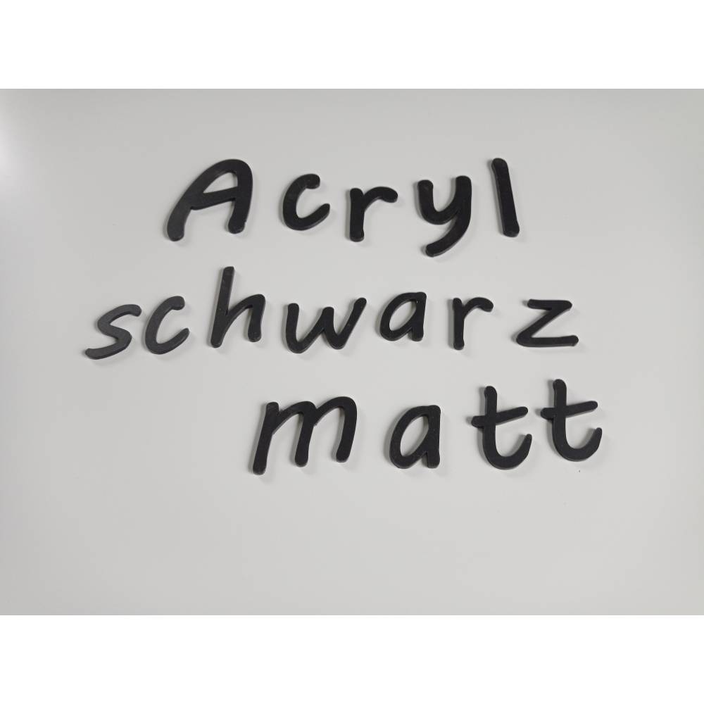 Buchstaben schwarz matt aus Acryl für Innen und Außen. Logo, Namen ...